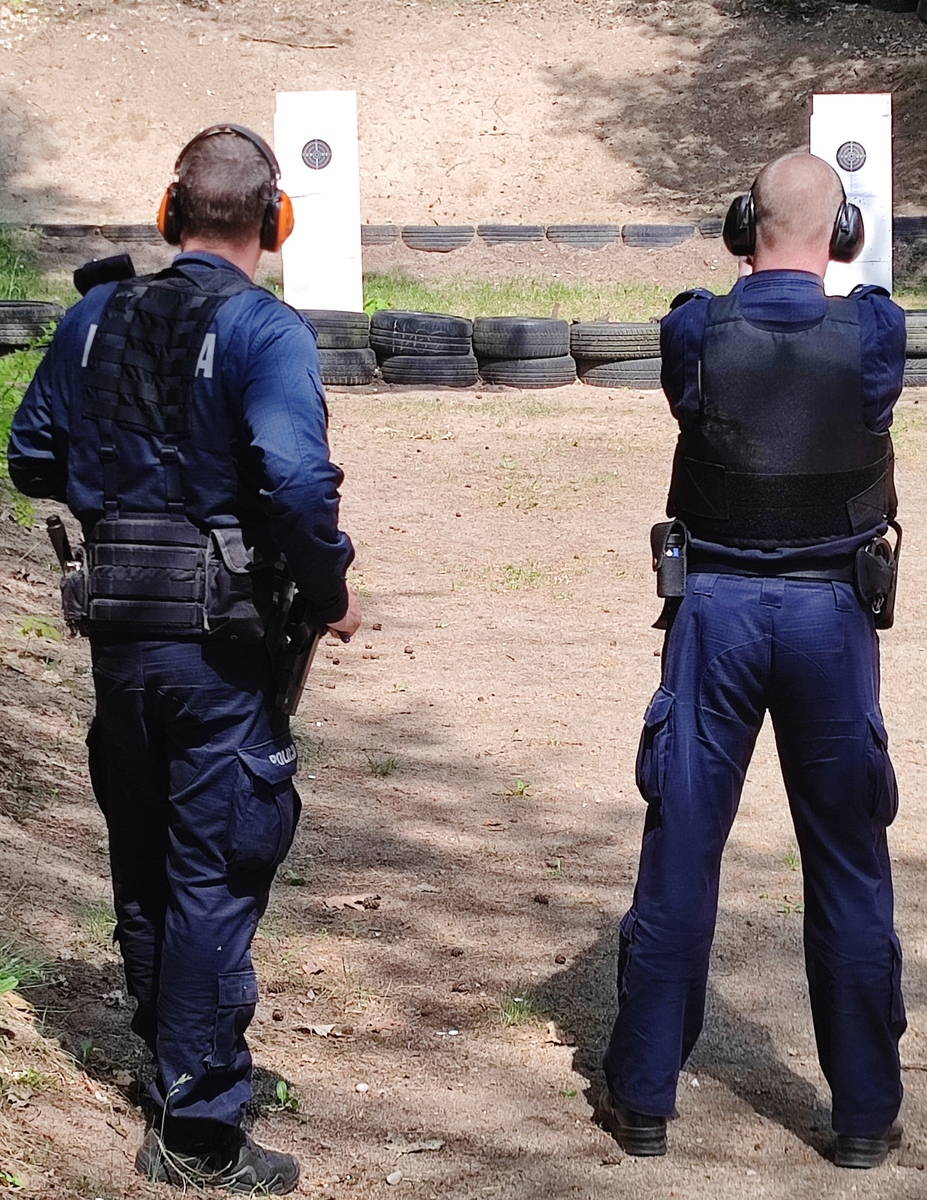 I ZAWODY STRZELECKIE ODDZIAŁU PREWENCJI POLICJI W SZCZECINIE ...